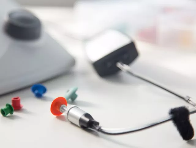 ISPITIVANJE ČULA ZA SLUH I RAVNOTEŽU-AUDIOVESTIBULOMETRIJA