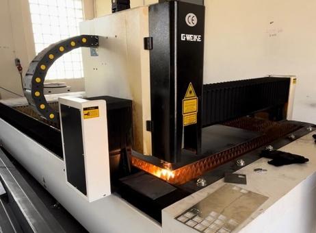 mašina za lasersko sečenje Gweike LF3015 3kw Verified seller