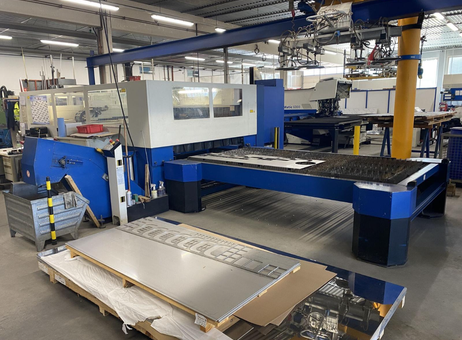 mašina za lasersko sečenje TRUMPF TC 3030