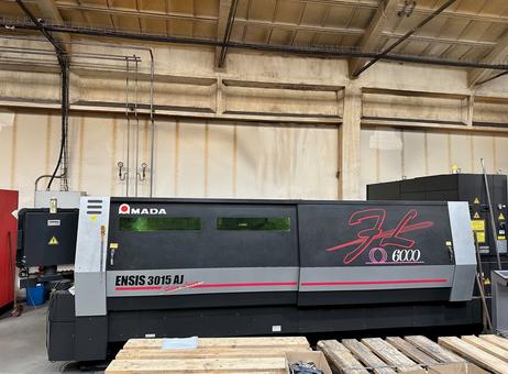 mašina za lasersko sečenje AMADA ENSIS-3015 AJ Fiber Najprodavaniji
