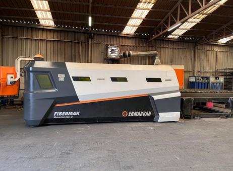 mašina za lasersko sečenje Ermak Fibermak Momentum Gen 3