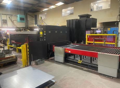 mašina za lasersko sečenje Amada LCG AJ 3015 2kw Fiber Laser with LST3015 Verified seller