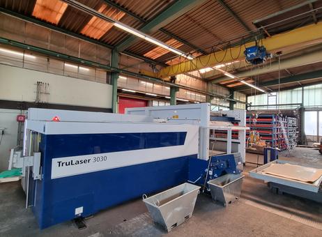 mašina za lasersko sečenje Trumpf Trumpf TruLaser 3030 L49 fiber 6kW Verified seller