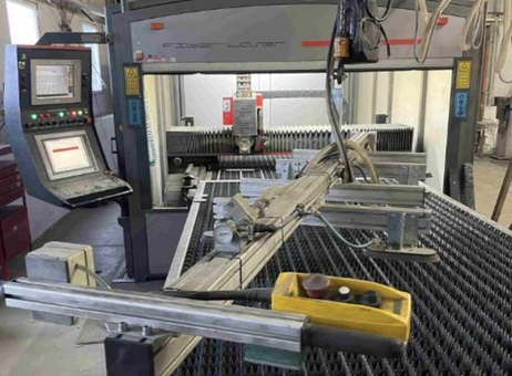 mašina za lasersko sečenje NESSAP 3015 F 2kW Verified seller