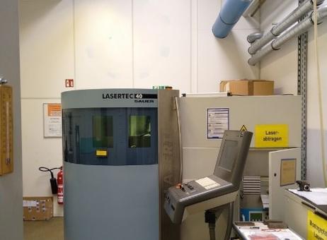 mašina za lasersko sečenje DMG Sauer Lasertec 40