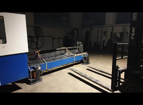 mašina za lasersko sečenje Trumpf TruMatic L 3030 Najprodavaniji
