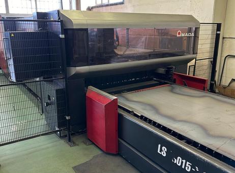 mašina za lasersko sečenje Amada LC 3015 XI NT Verified seller