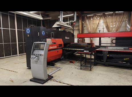 CNC mašina za probijanje Amada Europe 258 Dobra vrednost