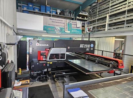 CNC mašina za probijanje Amada AC 2510 NT Verified seller