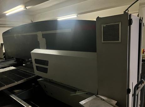 CNC mašina za probijanje Durma TP9