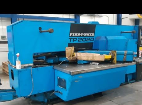 CNC mašina za probijanje finn power TP2020