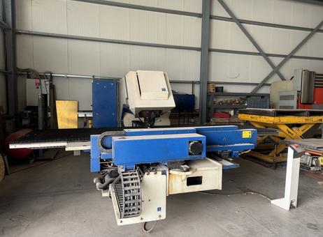 CNC mašina za probijanje TRUMPF TC2000R