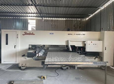 CNC mašina za probijanje Baykal BPM-T 1525 x 30