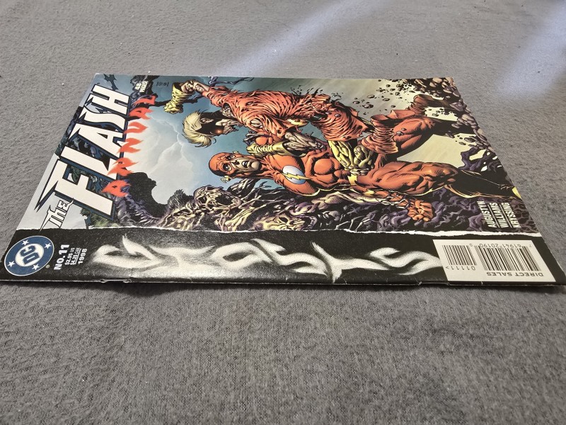 DC comics Ghosts annual - The Flash
