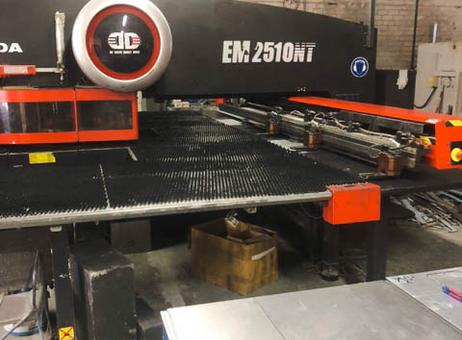 CNC mašina za probijanje Amada EM2510NT Verified seller