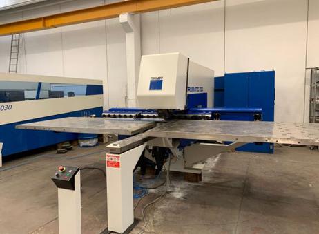 CNC mašina za probijanje Trumpf TC 200 R Verified seller