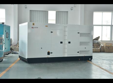 Generatorski set Perkins 330kVA/264kW Verified seller
