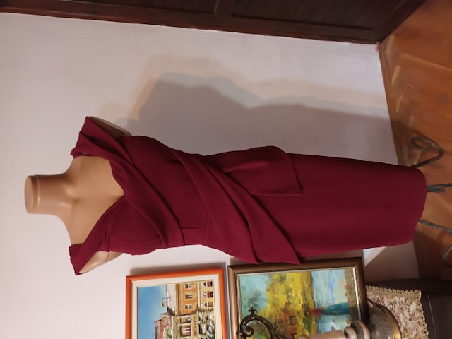 HALJINA  INTERESANTNA BORDO
