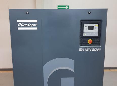 Postrojenje za komprimovani vazduh ATLAS COPCO GA18 VSD FF