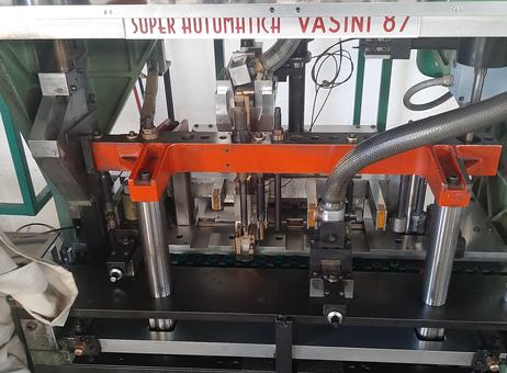 Mašina za punjenje sačmara Vasini Super Automatica 87 kalibra 12, mašina za štampanje sačmara Vasini Model 73, mašina za pakovanje sačmara Vasini Verified seller