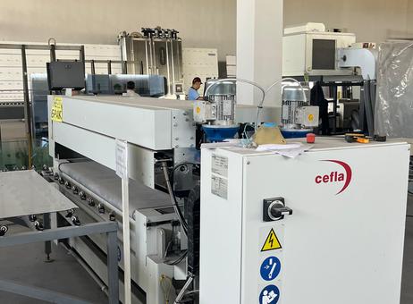 Mašina za pranje / oblaganje i štampanje stakla Cefla F 18  Nisko radno vreme