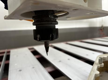 AINAV 1000 od Merla Alfonsa - Industrijski pantograf za graviranje mermera