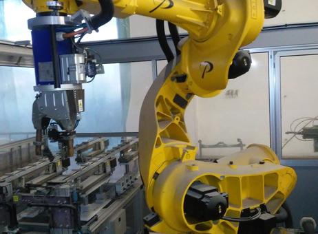 Industrial Robot Comau Staubli SMART NH1-130-2.6/ RX260