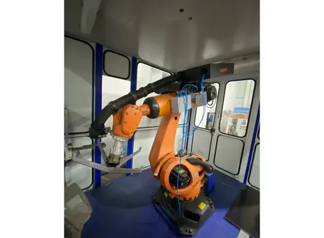 Industrial Robot KUKA grinding cell with KR 180 robot Verified seller