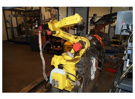 Industrial Robot Fanuc ARC Mate 100i Verified seller