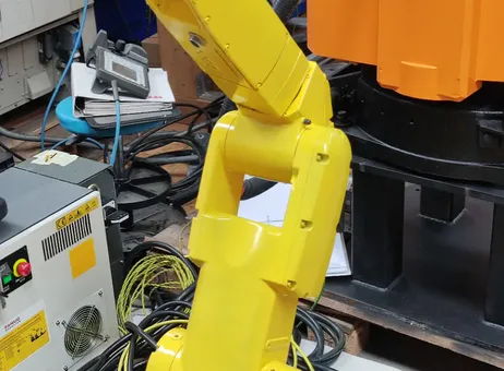 Industrial Robot Fanuc LR Mate 200iC/5L R30iA Verified seller