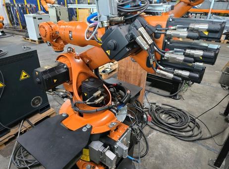 Industrial Robot Kuka KR16-2 Verified seller