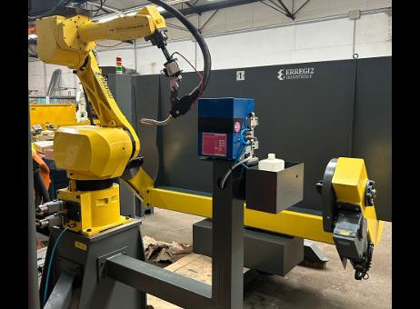 Industrial Robot Fanuc ArcMate 100iB Verified seller
