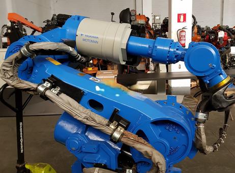 Industrijski robot Motoman ES165D Verified seller