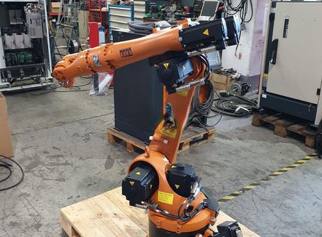 Industrial Robot KUKA KR5 ARC KRC4 Verified seller