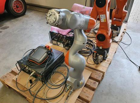 Industrial Robot Kuka LBR iiwa 14 R820 Verified seller