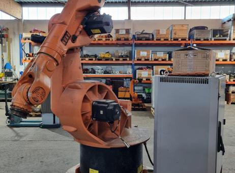 Industrial Robot Kuka KR30-2 Verified seller