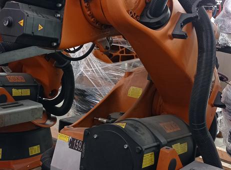 Industrial Robot KUKA KR200 L170-2 COMP Verified seller