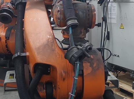 Industrial Robot KUKA KR2-210 Verified seller