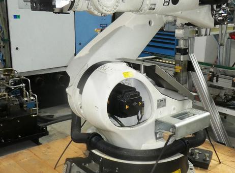 KUKA KR 150-2 2000 Najprodavaniji