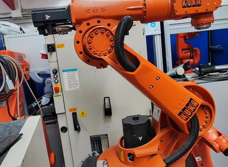 Industrial Robot KUKA ZH15-2 Verified seller