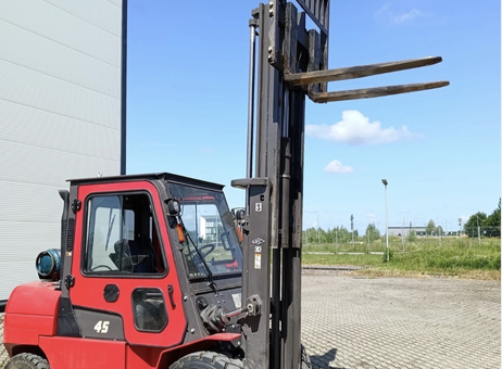 Gas viljuškar Hangcha CPQYD45-XH11BN Verified seller