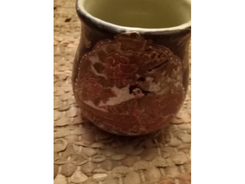 OSLIKANA PORCELANSKA VAZA-SATSUMA
