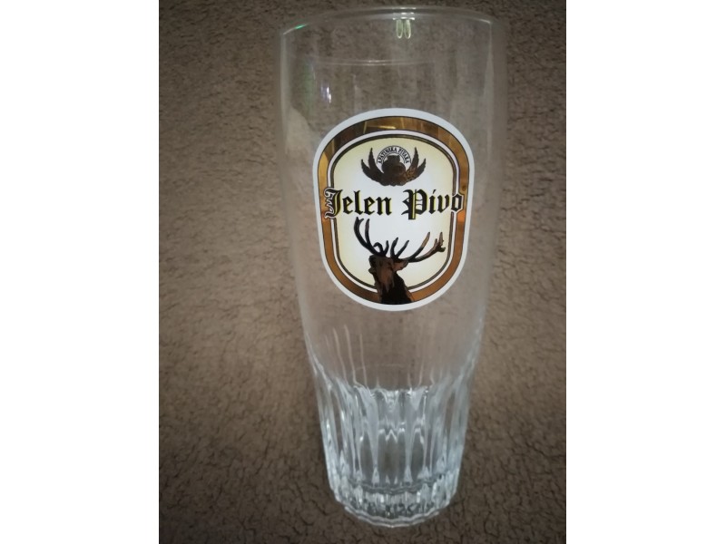 čaša Jelen pivo 0,5 l