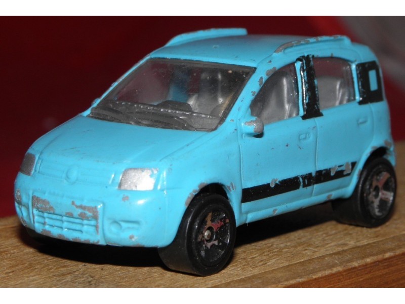 METALNI AUTO: FIAT PANDA