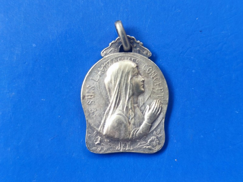 Medalja Jesuis concept privezak oko 1920