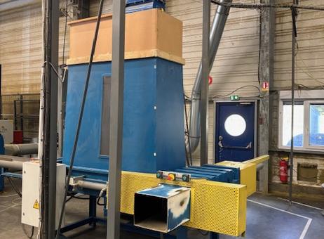 Llinas y Cia Llinas super 800-25HP balirka za drvnu sečku Verified seller  Dobar dogovor
