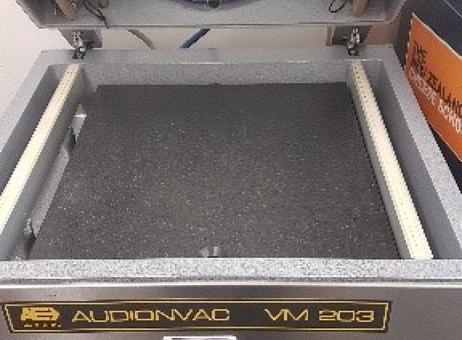 Mašina za vakuumsko pakovanje Audion Elecktro VM203 Verified seller
