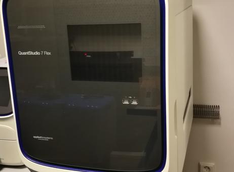 Analitički instrument Thermofisher Stientific 7