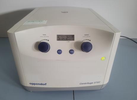 Centrifuga EPPENDORF 5702 Najprodavaniji