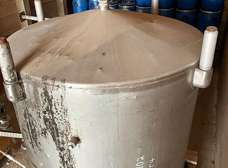 Tank Solution Manufacturing Vertical Tank, ss 600 Gallon Verified seller